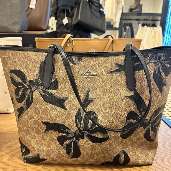 Coach | Bags | Nwt Last One Coach City Tote Bag Signature Canvas Bow ...